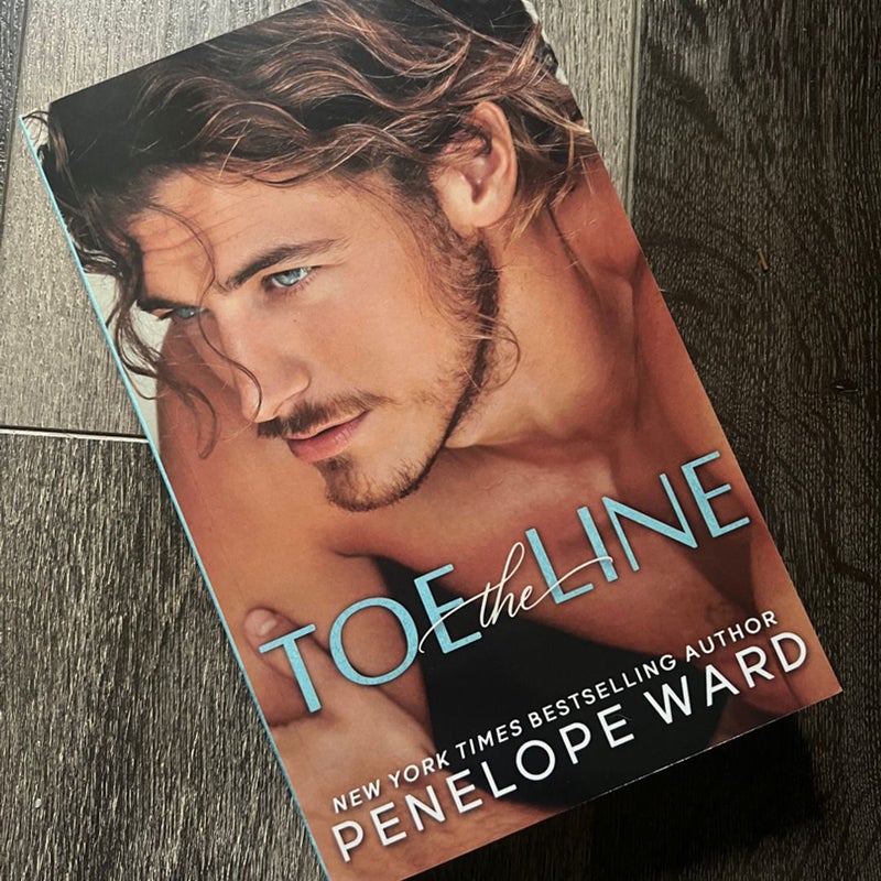 Toe the Line by Penelope Ward, Paperback | Pangobooks