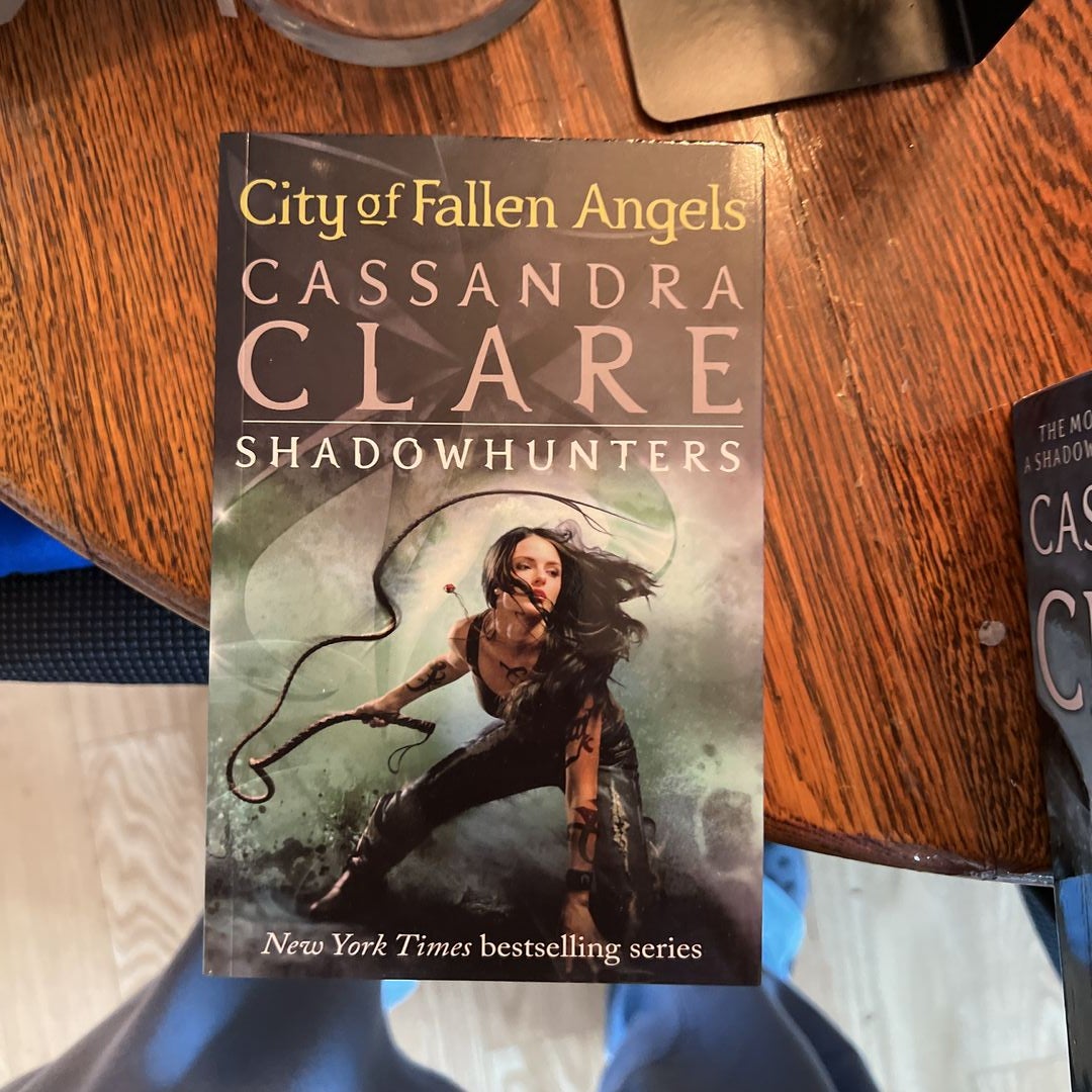 City of Fallen Angels by Cassandra Clare