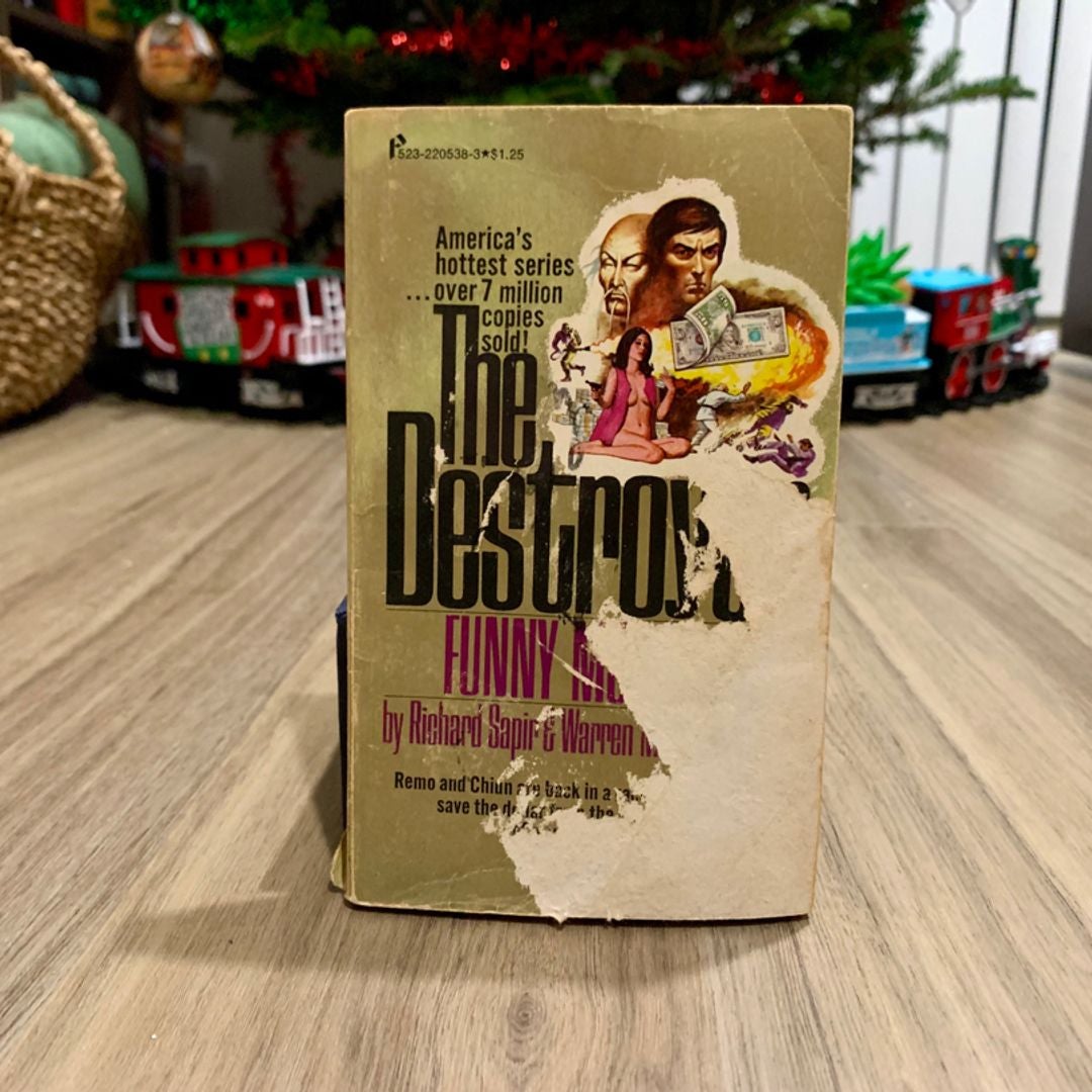Funny Money by Richard Sapir, Warren Murphy, Paperback | Pangobooks