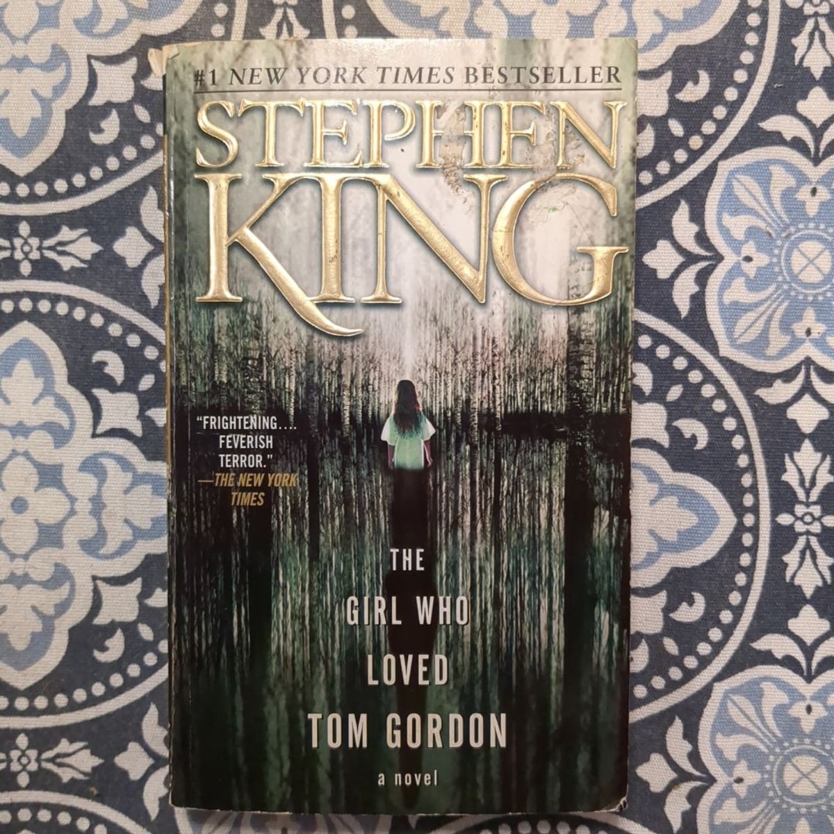 The Girl Who Loved Tom Gordon by Stephen King, Paperback | Pangobooks