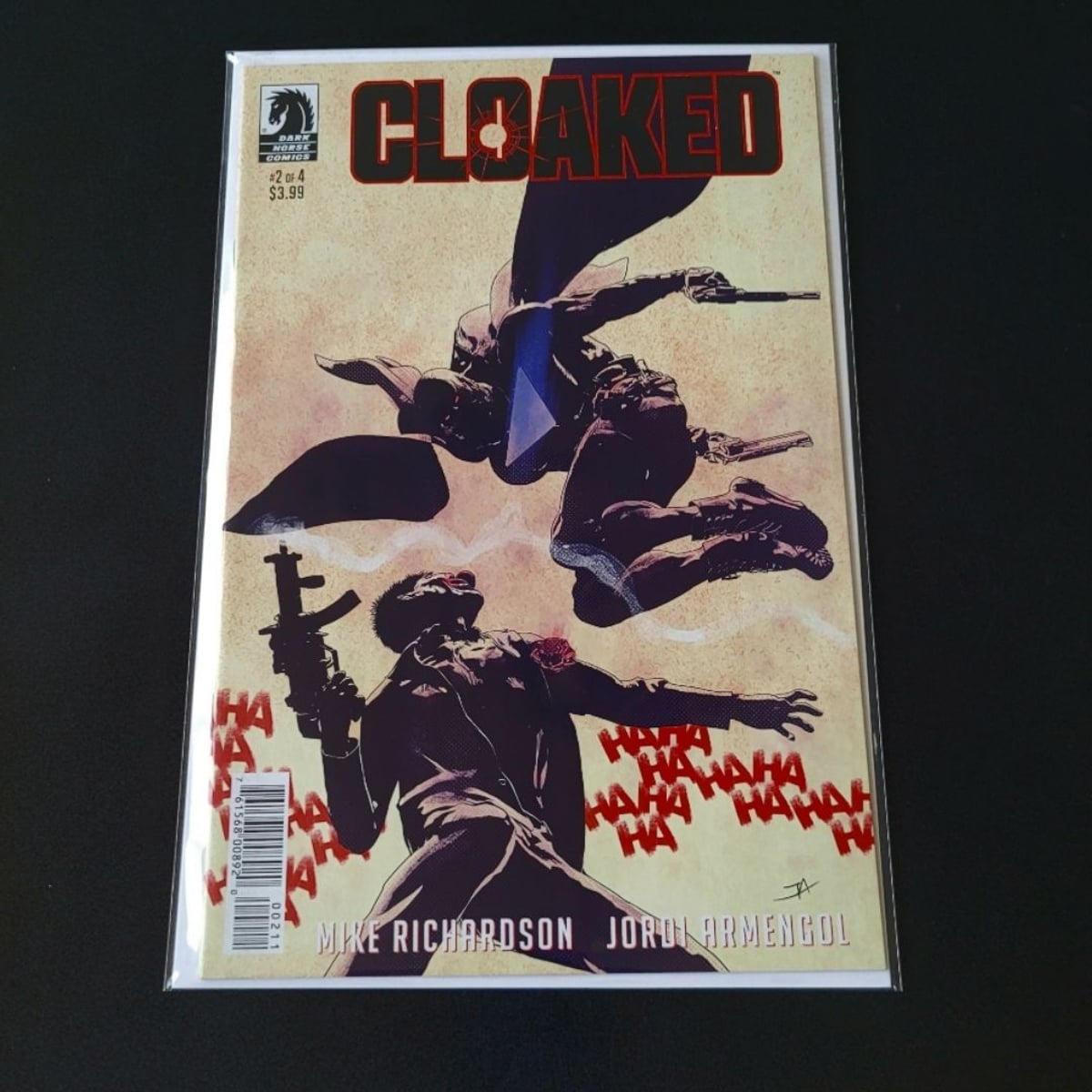 Cloaked #2 by Mike Richardson , Paperback | Pangobooks