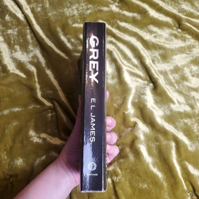Grey by E. L. James, Paperback | Pangobooks