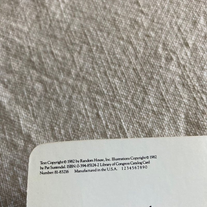 The Trim-The-Tree Counting Book by Pat Sustendal