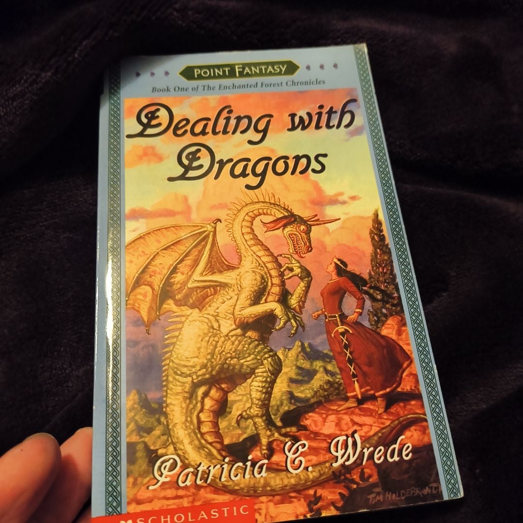 Dealing with Dragons by Patricia C. Wrede, Paperback | Pangobooks