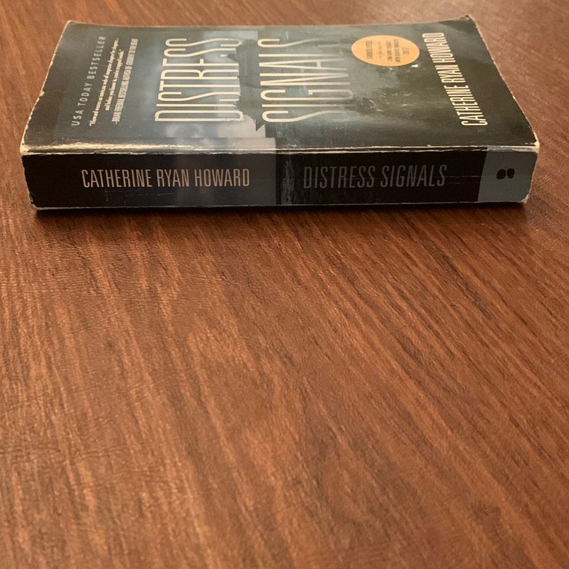 Distress Signals by Catherine Ryan Howard, Bronson Pinchot, Alan Smyth ...