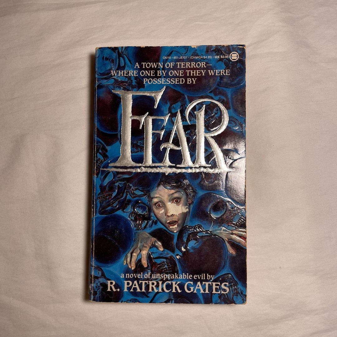 Fear by R Patrick Gates, Paperback | Pangobooks