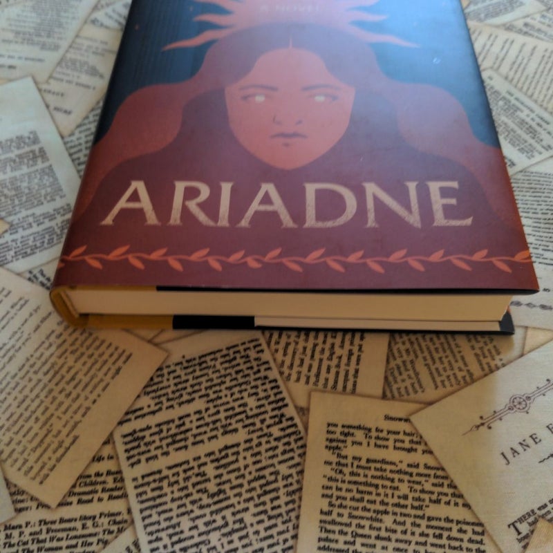 Ariadne by Jennifer Saint, Hardcover | Pangobooks