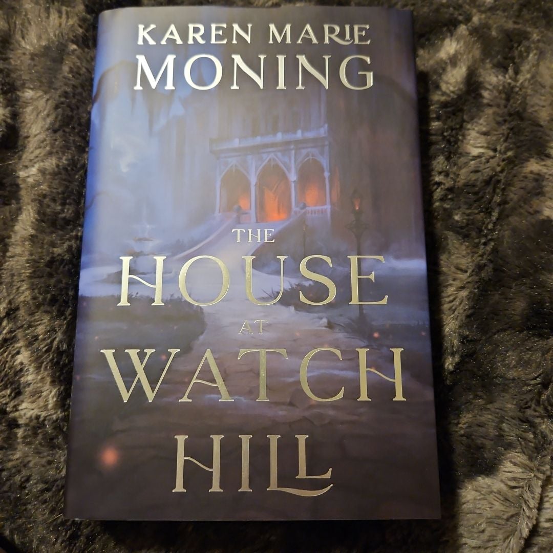 The House at Watch Hill by Karen Marie Moning, Hardcover | Pangobooks