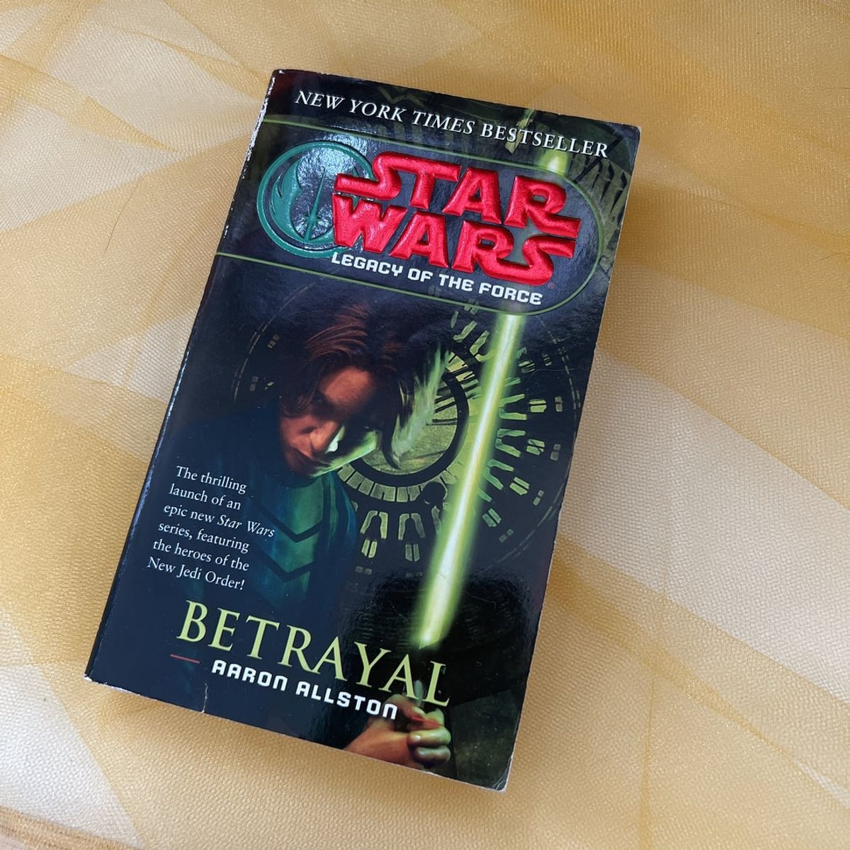 Betrayal: Star Wars Legends (Legacy of the Force)