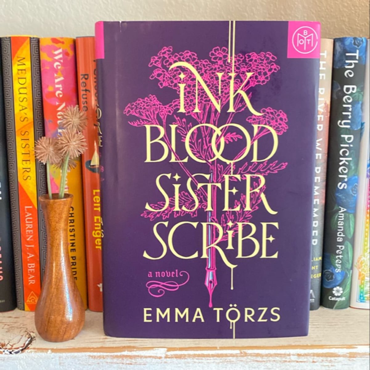 Ink Blood Sister Scribe by Emma Törzs, Hardcover | Pangobooks