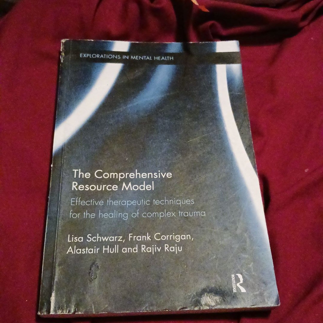 The Comprehensive Resource Model by Lisa Schwarz, Paperback | Pangobooks