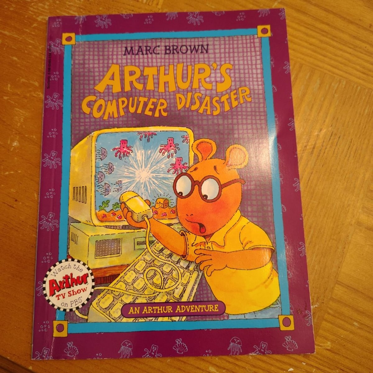 Arthur's Computer Disaster by , Paperback | Pangobooks
