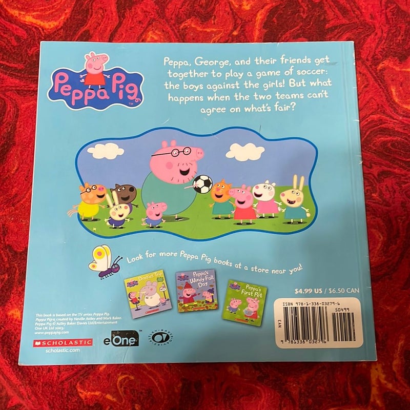 Peppa Plays Soccer (Peppa Pig: 8x8) by Scholastic, Paperback | Pangobooks