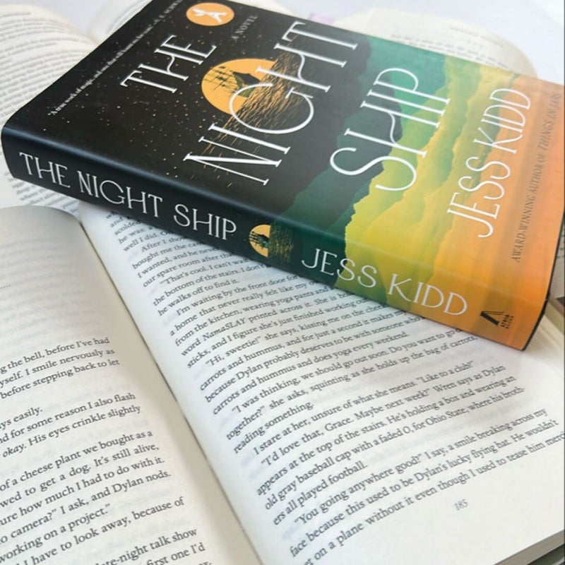 The Night Ship by Jess Kidd, Hardcover | Pangobooks