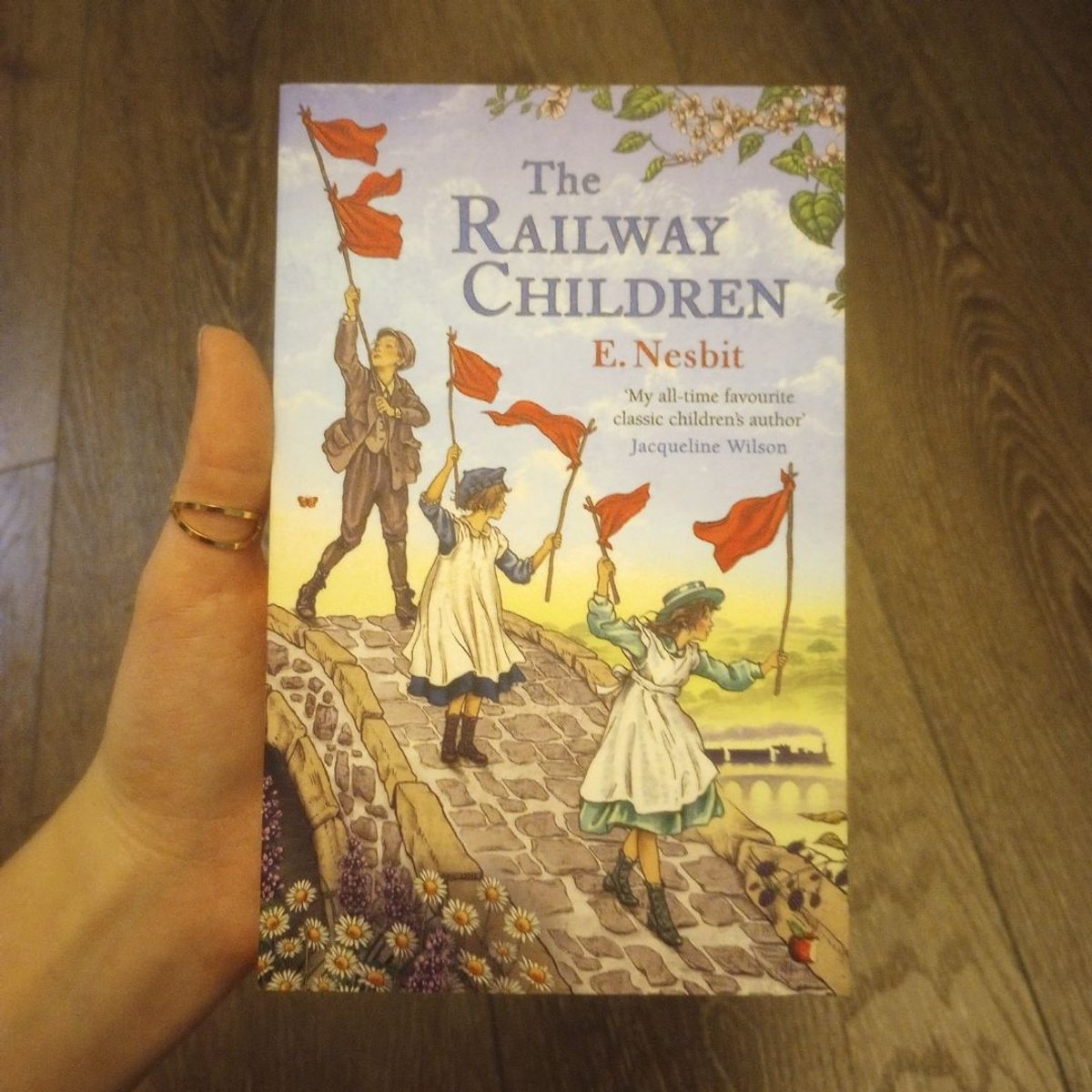 The Railway Children by E. Nesbit; Ji-Hyuk Kim (Illustrator)