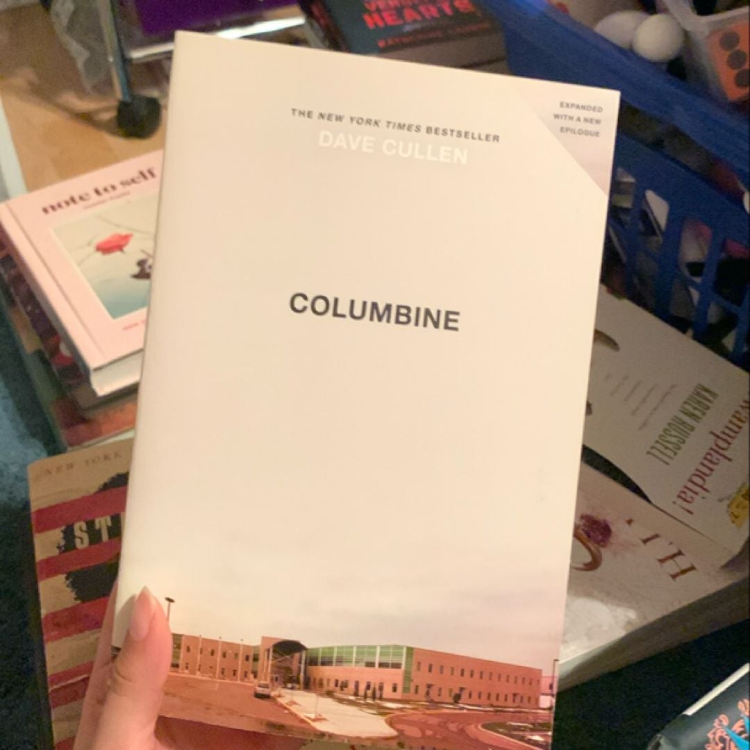 Columbine by Dave Cullen, Paperback | Pangobooks