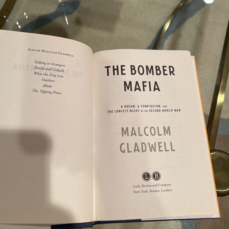 The Bomber Mafia by Malcolm Gladwell, Hardcover | Pangobooks