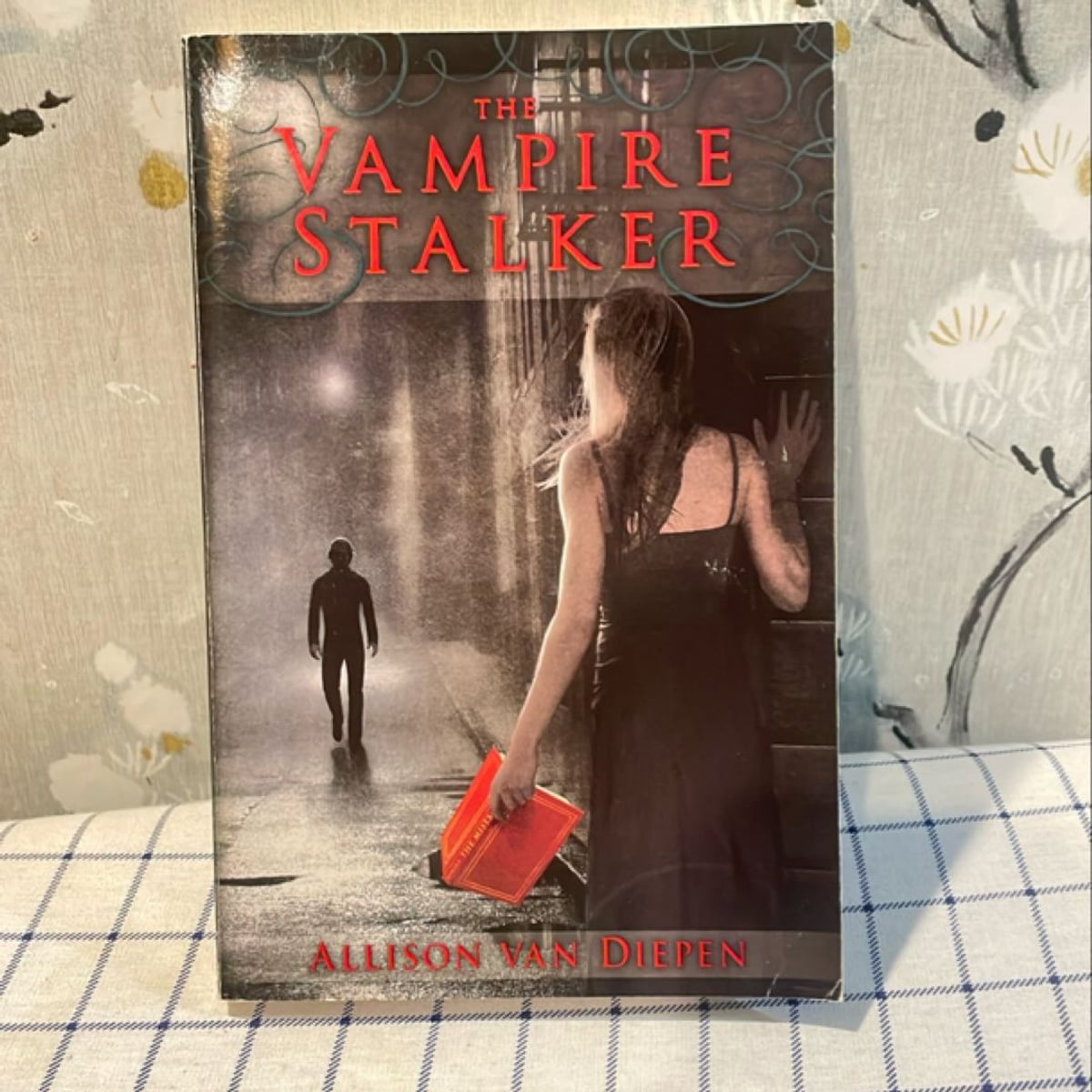 The Vampire Stalker by Allison van Diepen