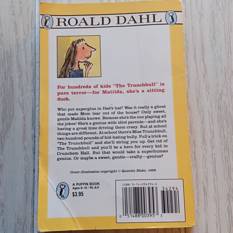 Matilda by Roald Dahl, Paperback | Pangobooks