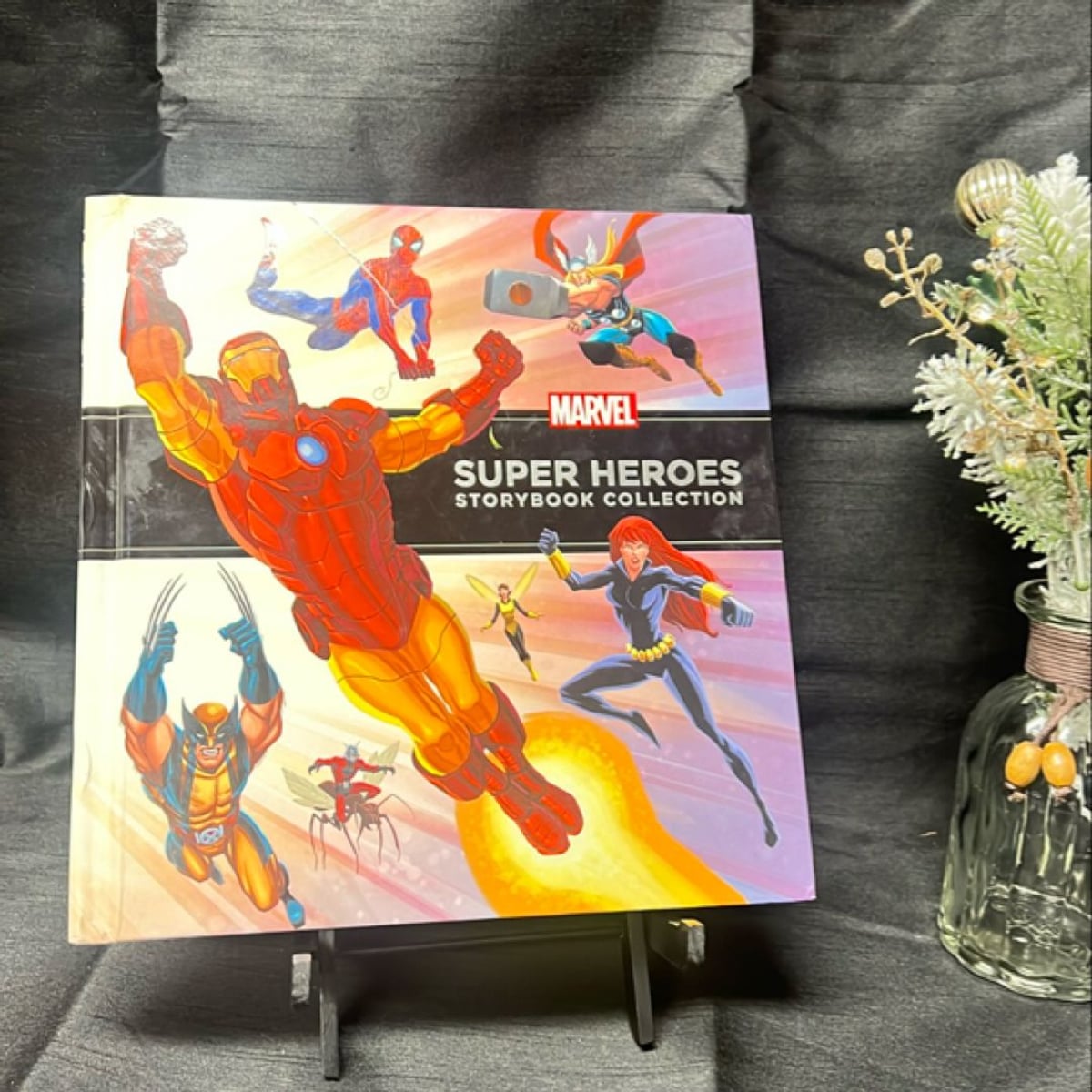 Marvel Super Heroes Storybook Collection by DBG