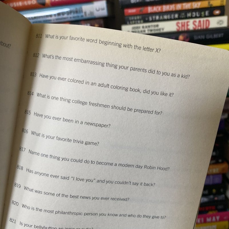 3000 Questions About Me by Piccadilly Inc, Paperback | Pangobooks