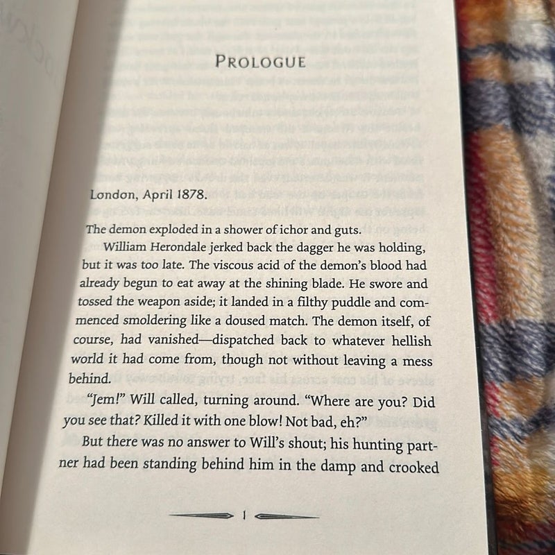 Clockwork Angel by Cassandra Clare, Hardcover | Pangobooks