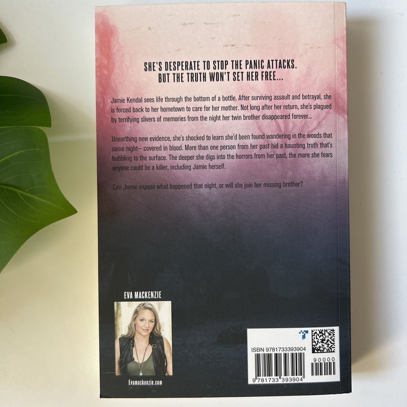 Buried In My Past by Eva Mackenzie, Paperback | Pangobooks