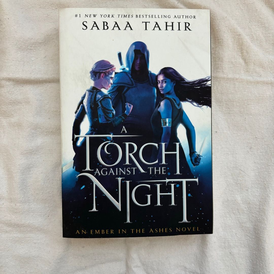 A Torch Against the Night by Sabaa Tahir, Paperback | Pangobooks
