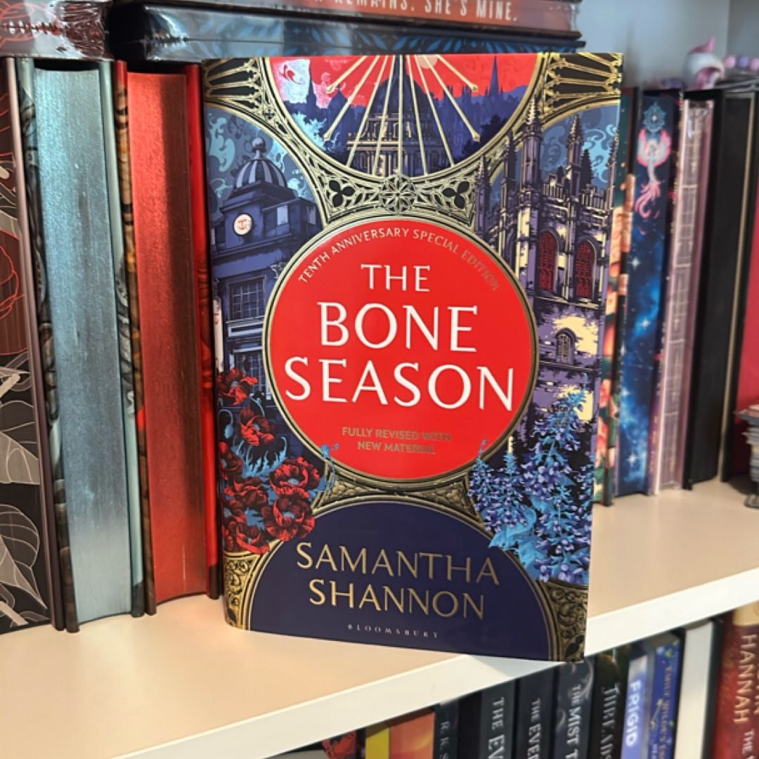 The Bone Season by Samantha Shannon, Hardcover | Pangobooks