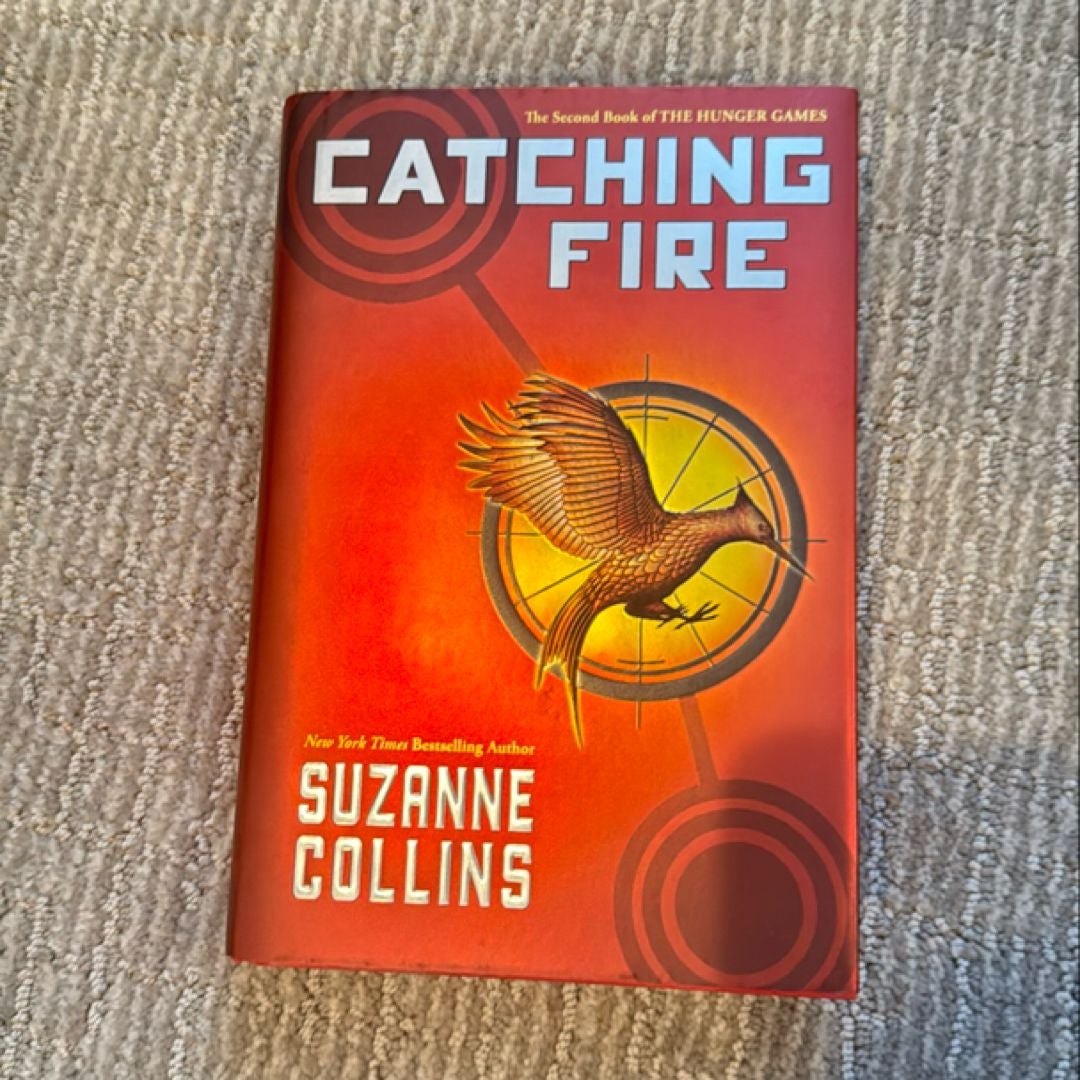 Catching Fire by Suzanne Collins, Hardcover | Pangobooks