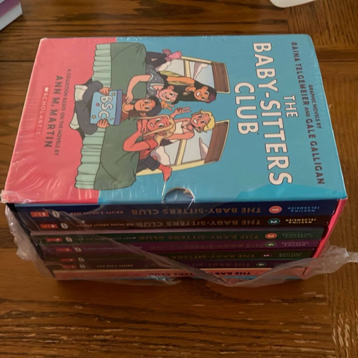 The Baby-Sitters Club #1-7 Graphic Novel Box Set by Ann M. Martin
