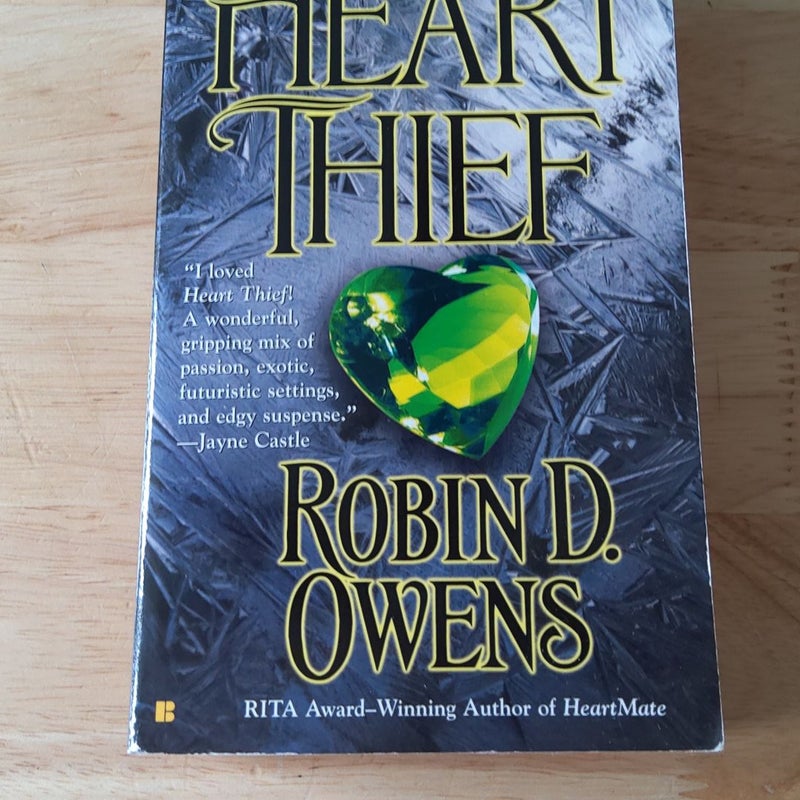 Heart Thief by Robin D. Owens, Paperback | Pangobooks