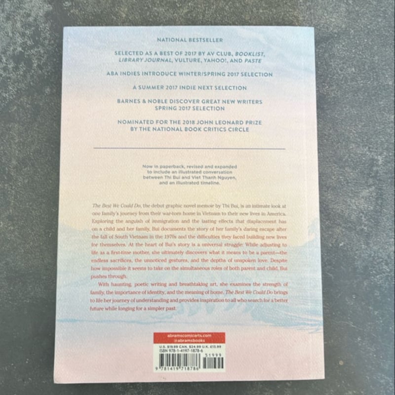 The Best We Could Do by Thi Bui, Paperback | Pangobooks