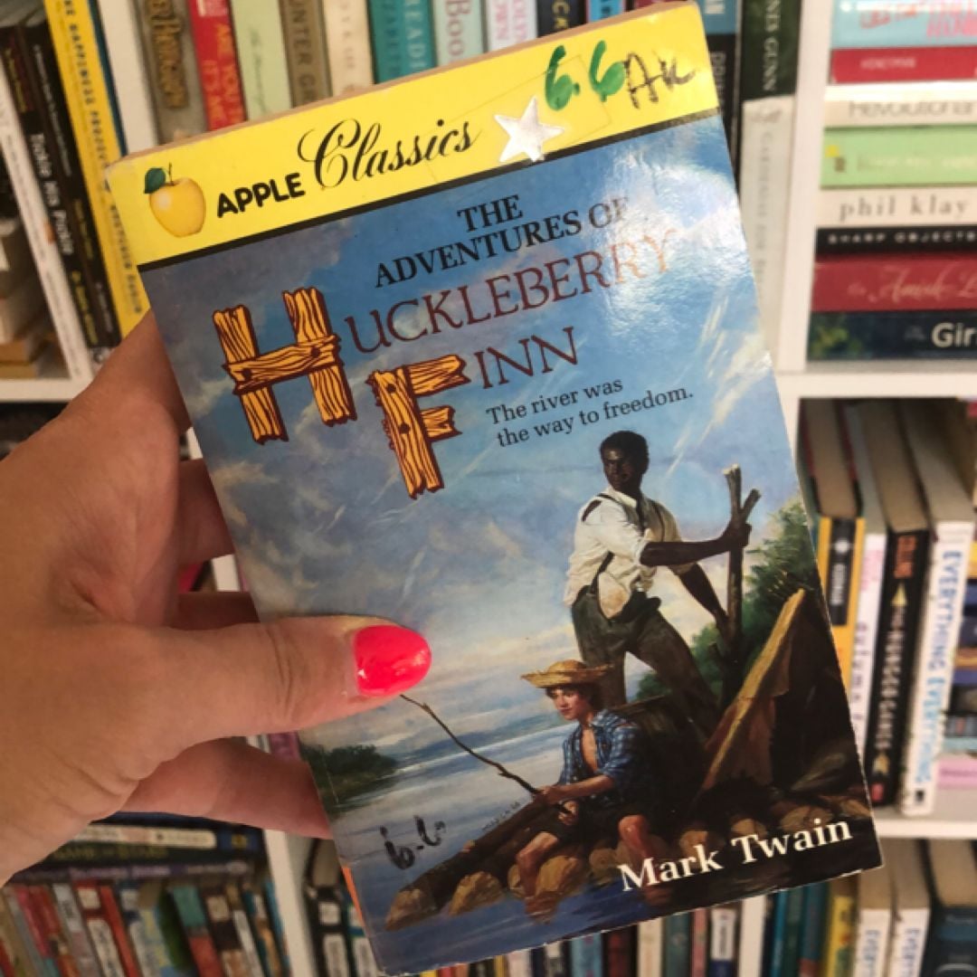 The Adventures of Huckleberry Finn by Mark Twain, Paperback | Pangobooks
