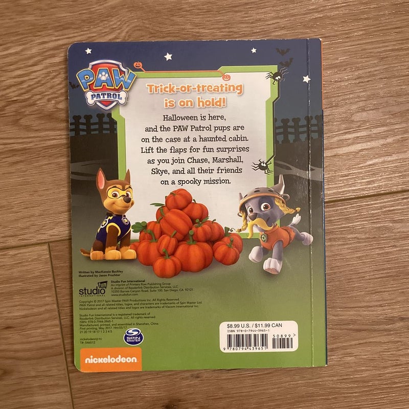 Nickelodeon PAW Patrol: Pup-Tastic Halloween by MacKenzie Buckley