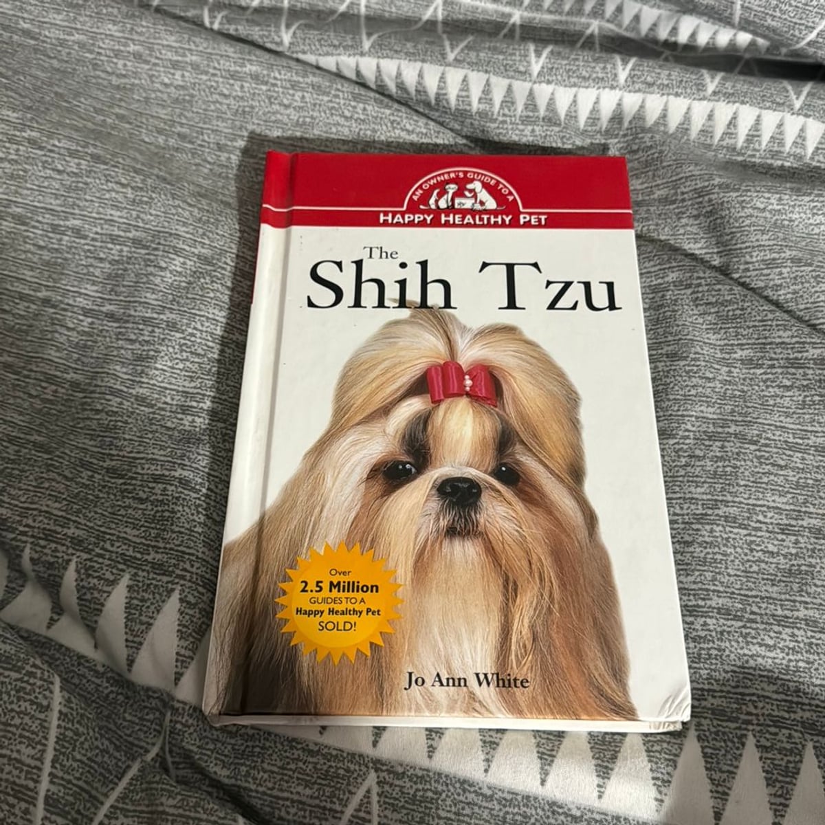 The Shih Tzu by JoAnn White