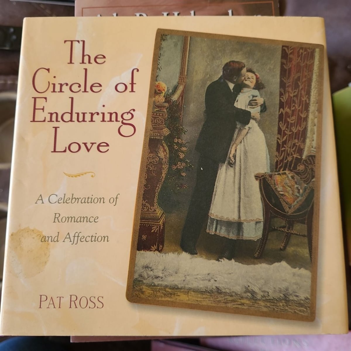 The Circle of Enduring Love by Pat Ross