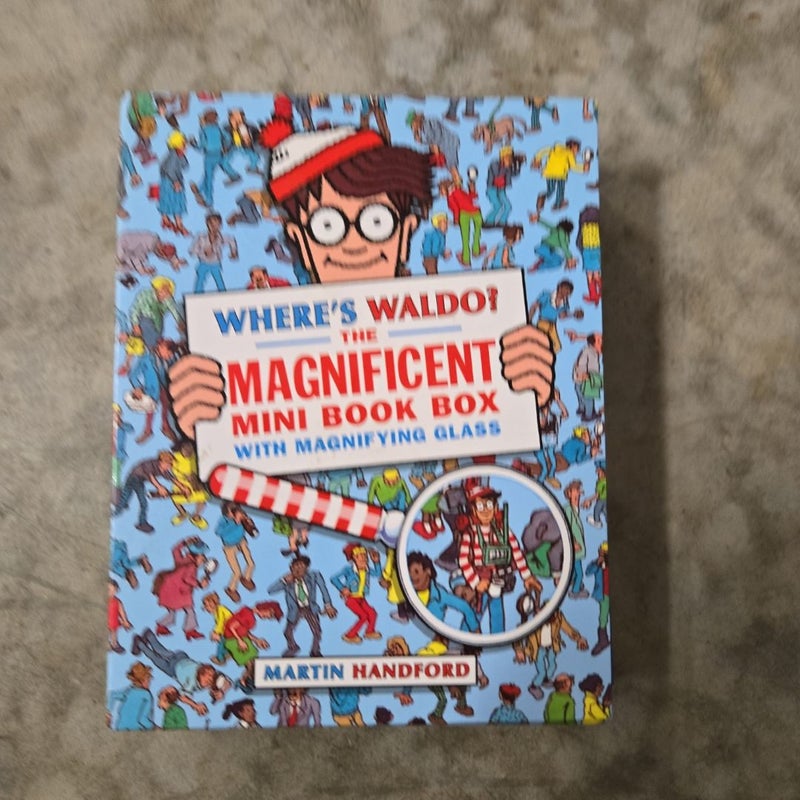 Where's Waldo? the Magnificent Mini Boxed Set by Martin Handford