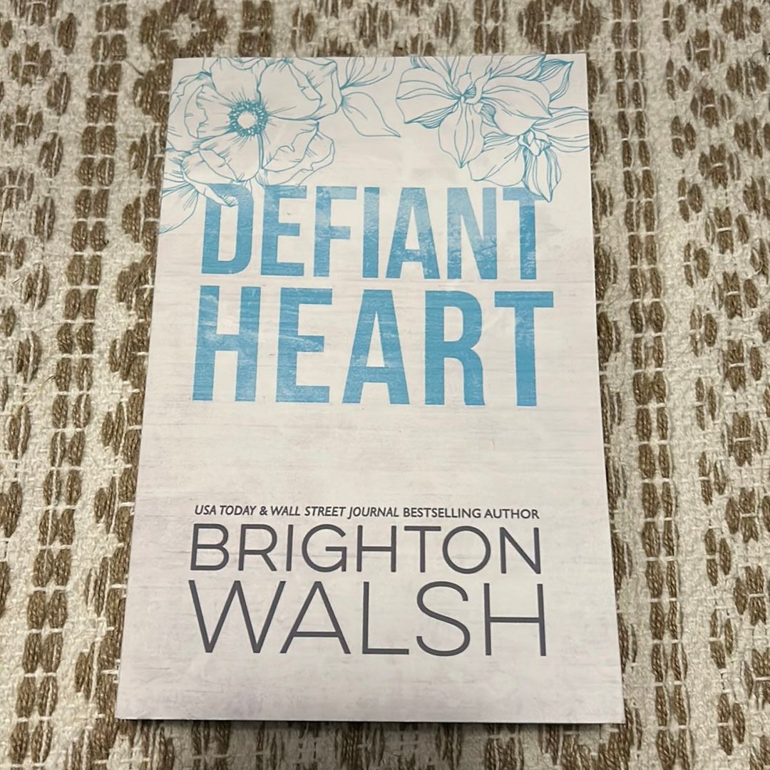 Defiant Heart by Brighton Walsh, Paperback | Pangobooks
