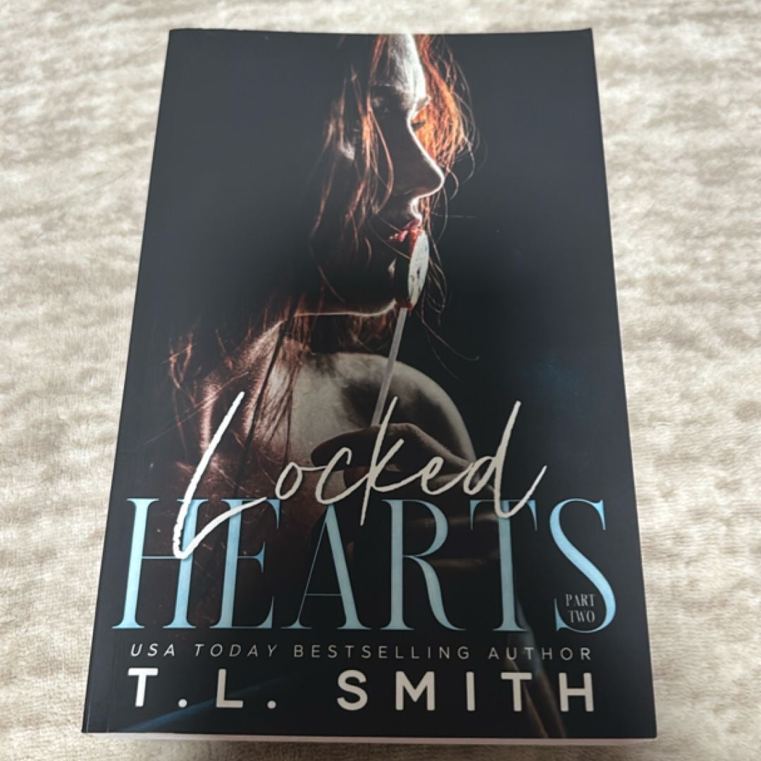 Locked Hearts by T.L. Smith, Paperback | Pangobooks