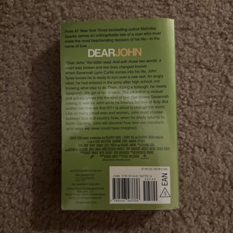 Dear John by Nicholas Sparks, Paperback | Pangobooks