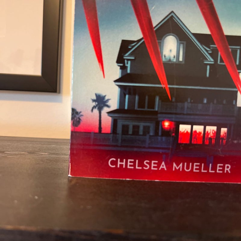 Prom House by Chelsea Mueller, Paperback | Pangobooks