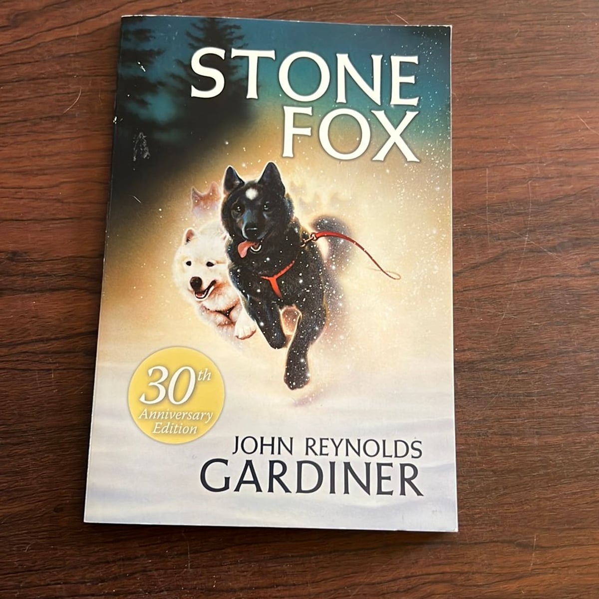 Stone Fox by John Reynolds Gardiner; Marcia Sewall (Illustrator)