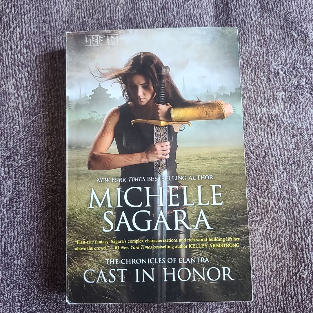 Cast in Honor by Michelle Sagara, Paperback | Pangobooks