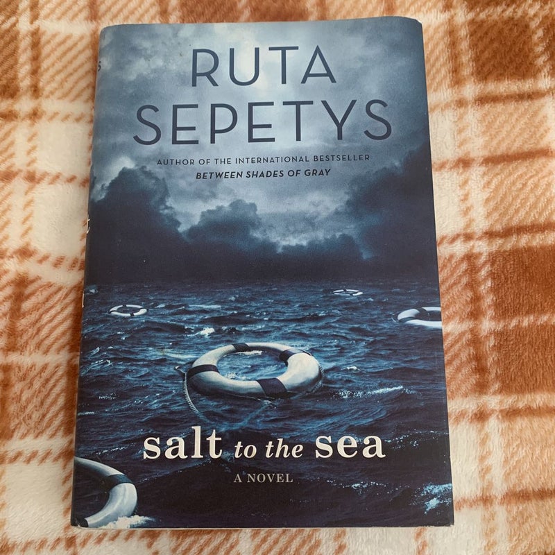 Salt to the Sea by Ruta Sepetys, Hardcover | Pangobooks