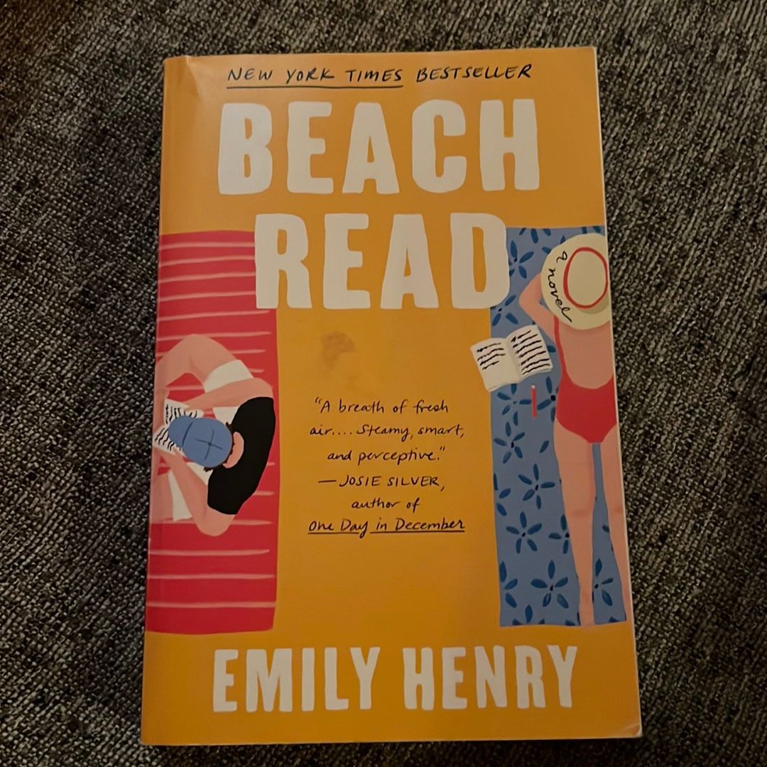 Beach Read by Emily Henry, Paperback | Pangobooks