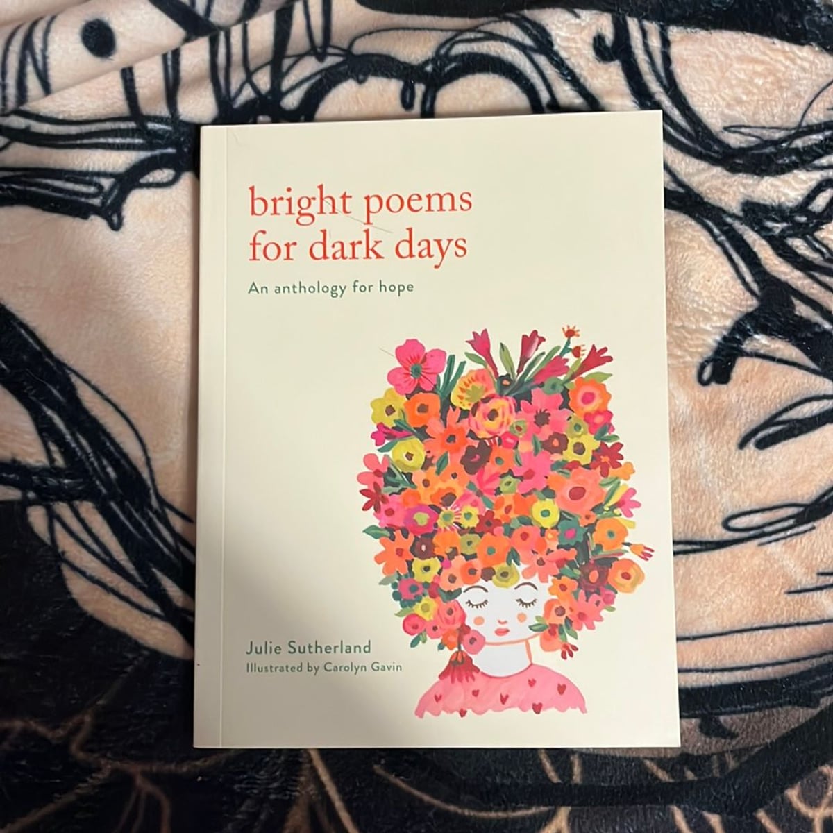 Bright Poems For Dark Days by Julie Sutherland, Paperback | Pangobooks