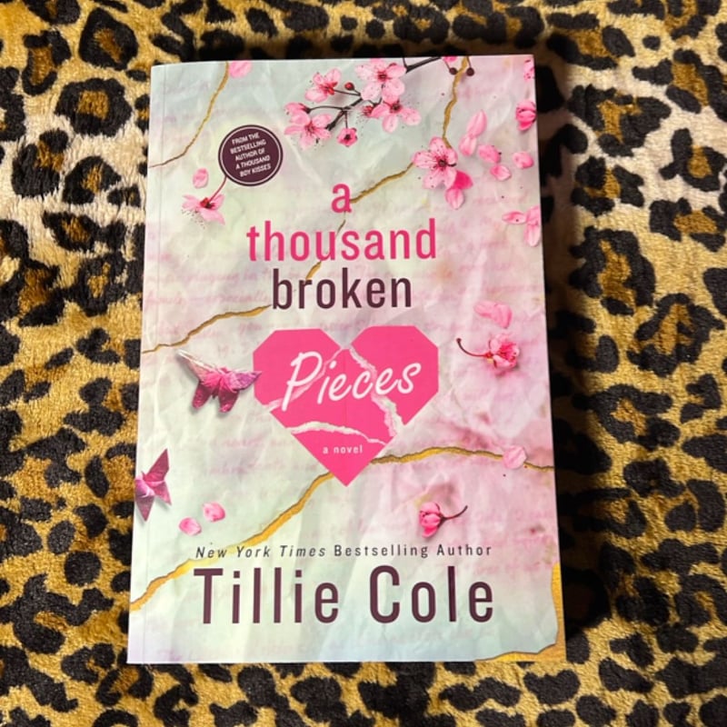 A Thousand Broken Pieces by Tillie Cole, Paperback | Pangobooks