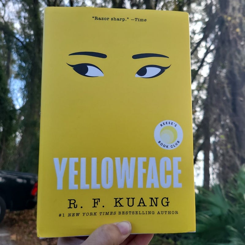 Yellowface by , Hardcover | Pangobooks