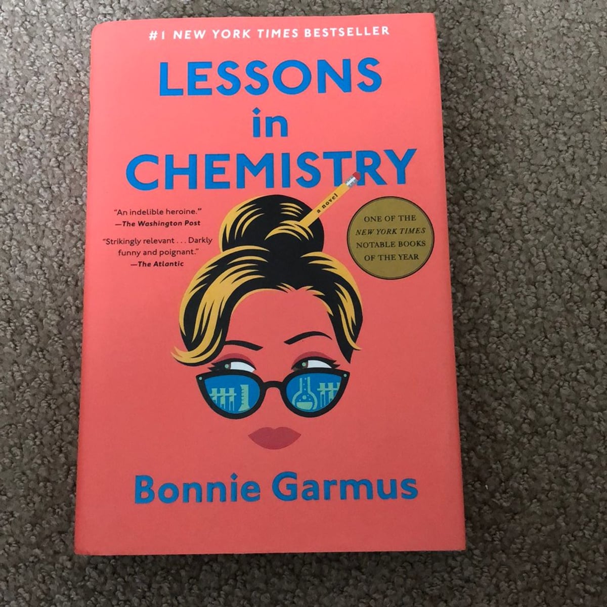 Lessons in Chemistry by Bonnie Garmus, Hardcover | Pangobooks